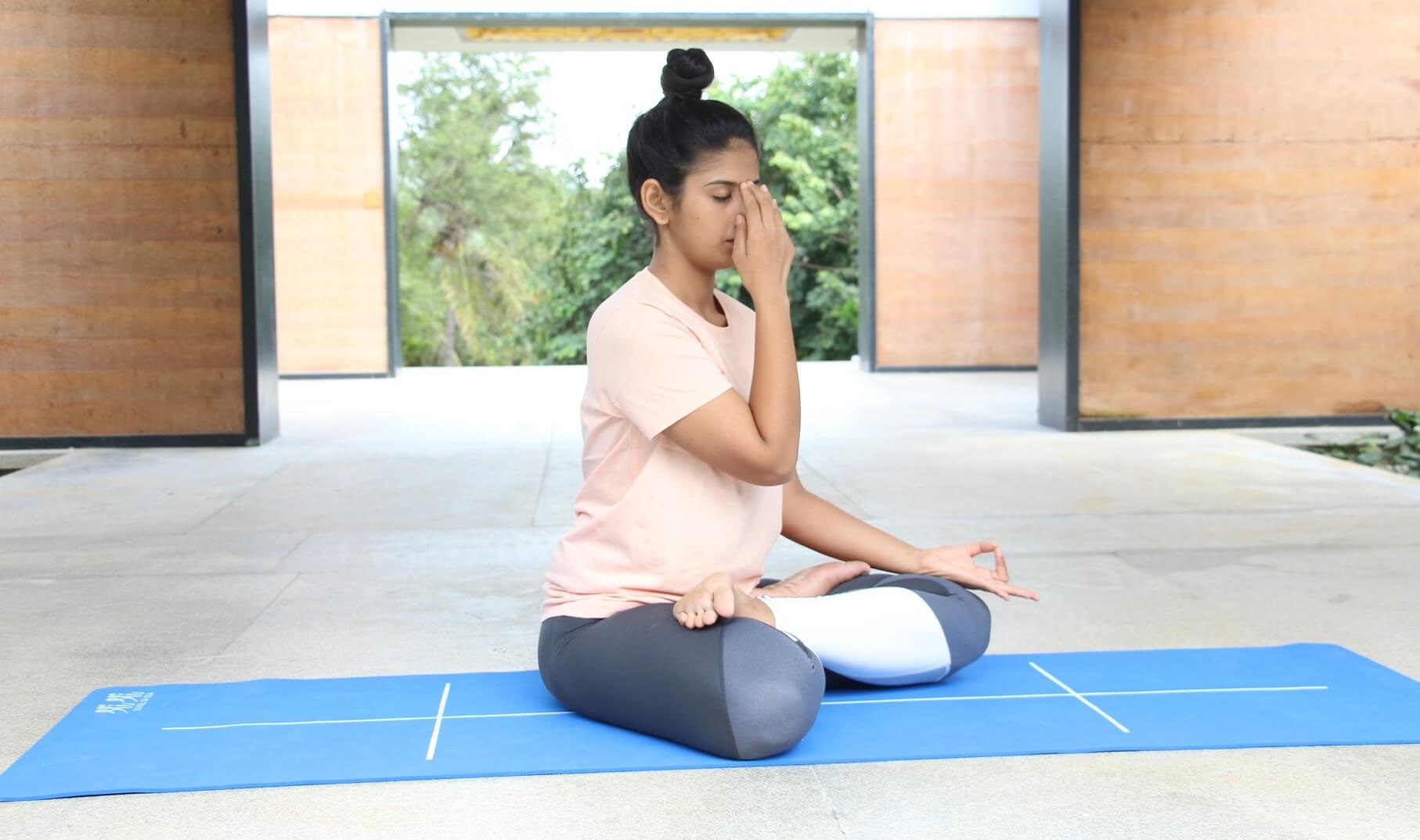 Yoga for Acidity | 5 Yoga Poses to Cure Acidity Permanently - The Art ...