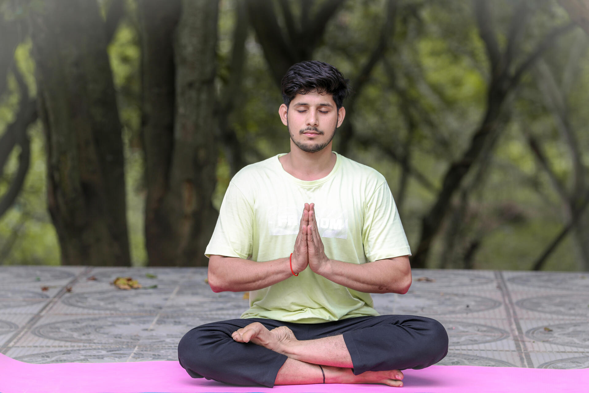 Anjali Mudra: Recognizing the hidden power of Namaste - The Art of Living